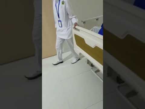 ibu ku keluar dari ruang ICU...