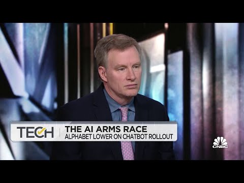 Evercore ISI's Mark Mahaney breaks down his buy rating on Alphabet