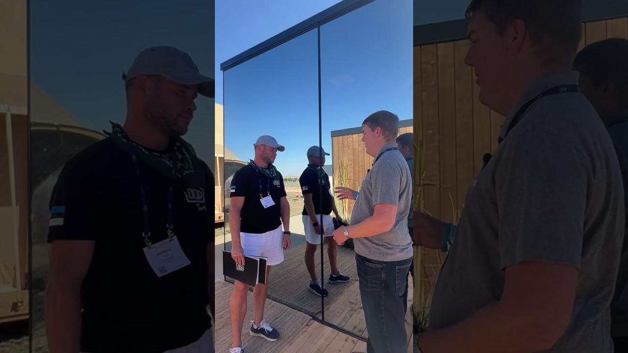 VIDEO: ÖÖD House is Standing Out with Mirrored Cabins - Woodall's ...