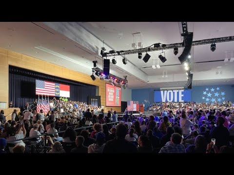 Presidential campaigns converge on Charlotte area in final push for White House