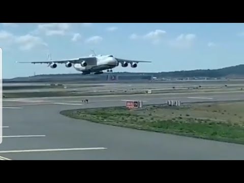 Antanov an 225 landing Istanbul