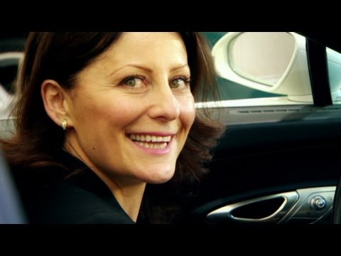 Star car saleswoman only sold 11 cars