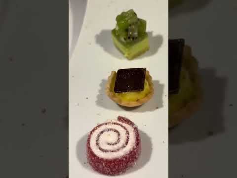 Bonbons and Candies - Restaurant Daniel NYC ⭐️⭐️ Michelin Stars Part 11 #HIGHSPEEDDINING