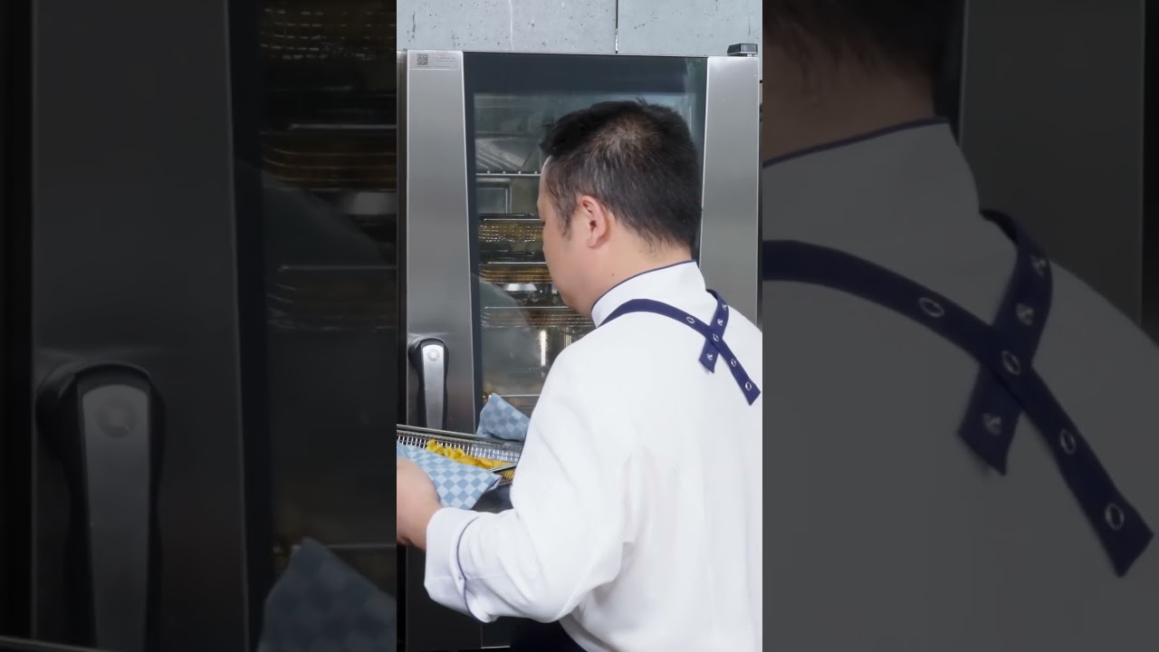 Say goodbye to greasy fried foods! Discover crispy perfection with #iCombiPro AirFry Tech 🍟|RATIONAL