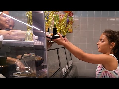Students Try New Lunch Menu Items