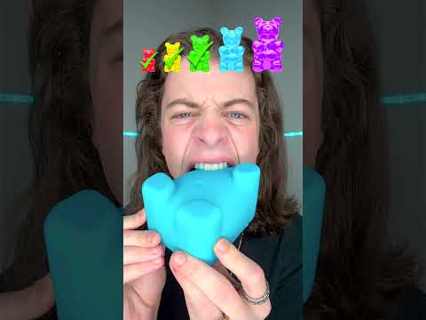 Small, Big, Giant Rainbow Gummy Bears!? ????