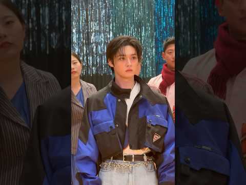 #Youth Behind-the-scenes???? #StrayKids #스트레이키즈 #리노 #LeeKnow #合 #HOP #WalkinOnWater #SKZ_PLAYER