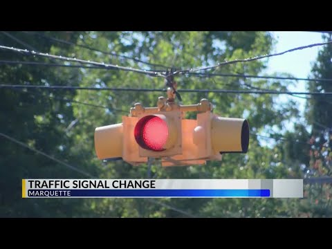 Traffic signal change