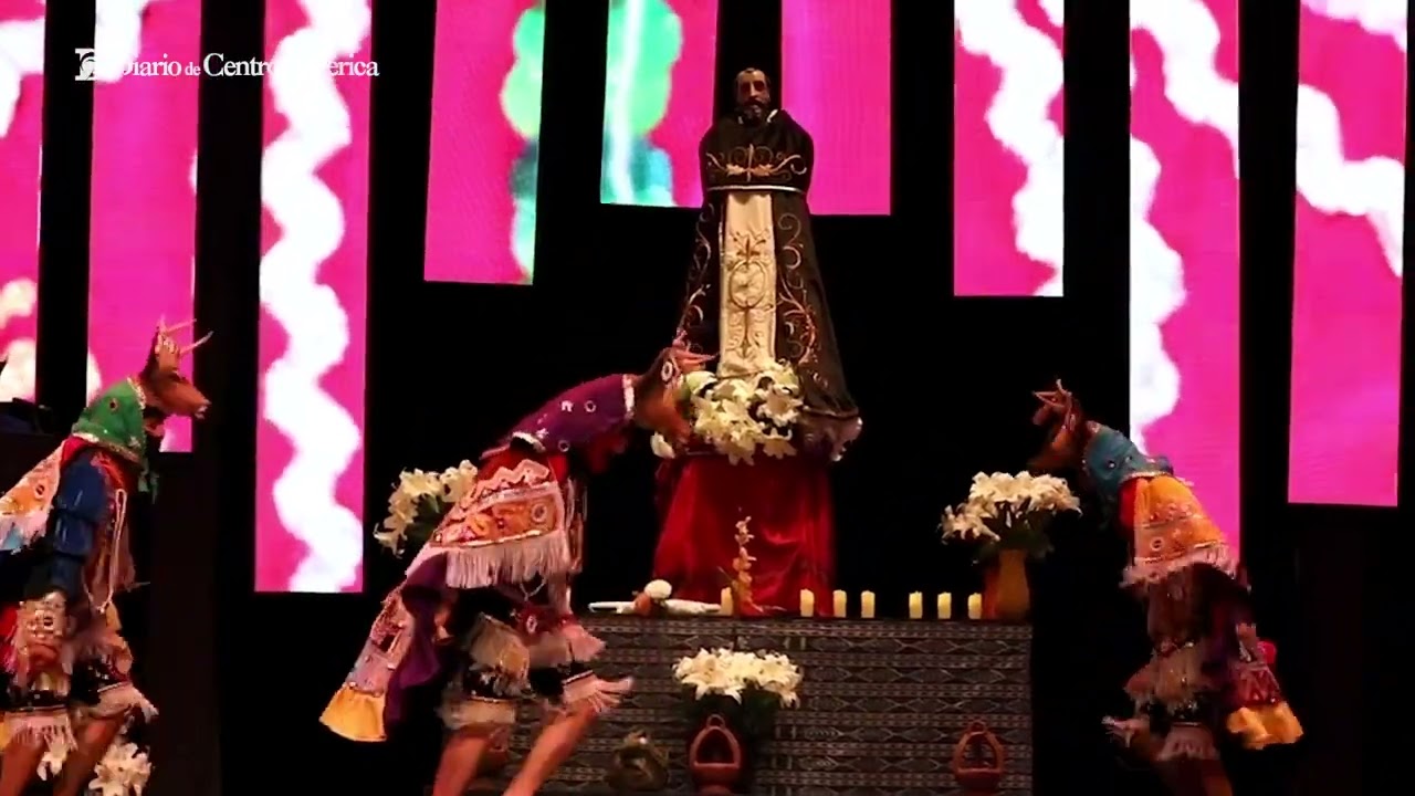 Más de 100 personas del Ballet Moderno y Folklórico Nacional de Guatemala