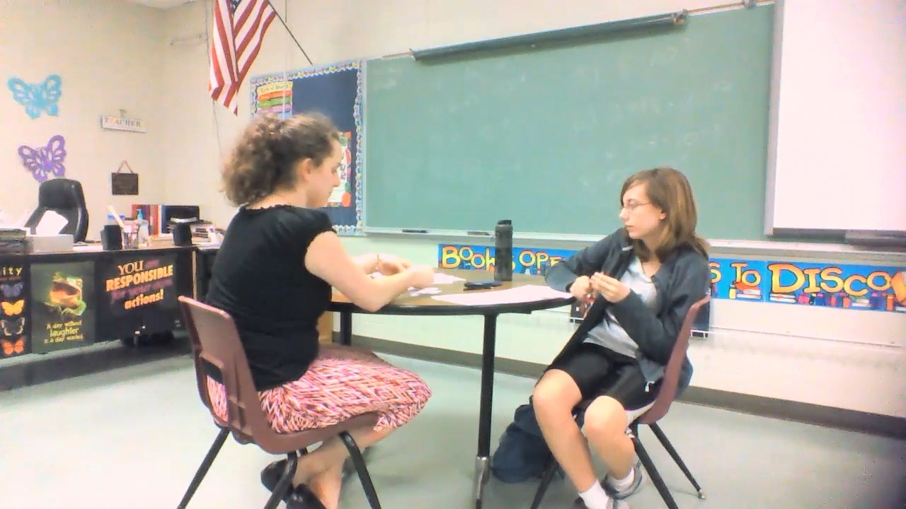 Classroom | Candid Shoeplay #100