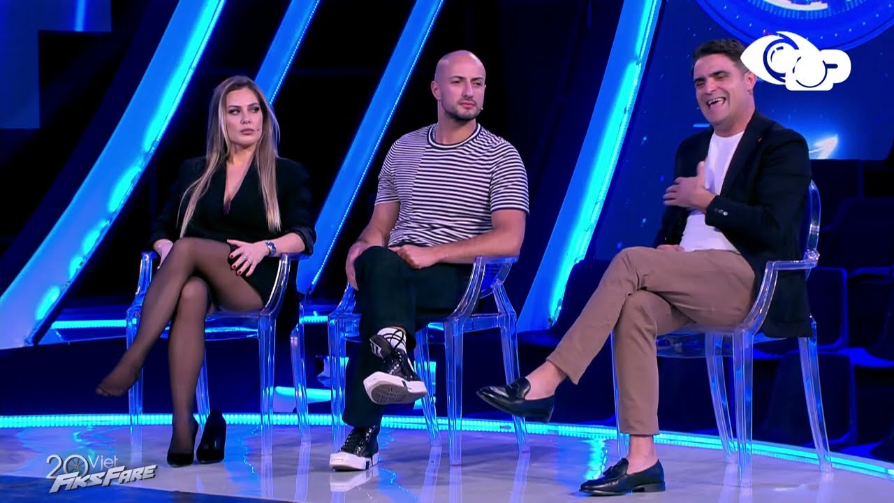 Fiks Fare/ Monitorime/ Olta Gixhari heq këpucën në studio - Top Channel Fiks Fare/ Monitorime/ Olta Gixhari heq këpucën në studio - Top Channel
