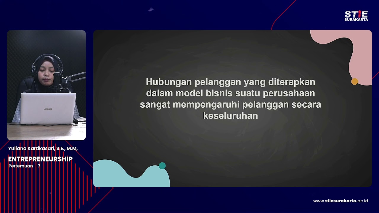 Entrepreneur - 7 Yuliana Kartikasari & Atik Lusia