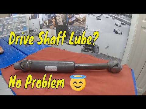 Part 3 of 25,000 Miles BMW Motorcycle Service - Drive Shaft Splines & Rear End - (BMW R1200 GSA)