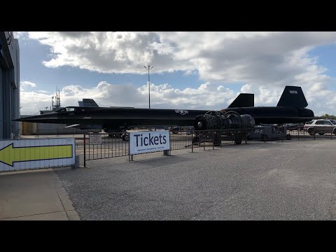 Tour of the U.S.S. Alabama historical site! (Aviation section) #aviation #aircraftspotting