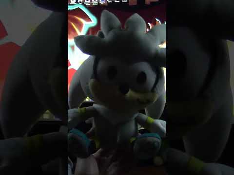 Silver Plays FNAF VR! 😰