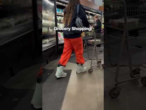 How To Break In Snowboarding Boots 🥾🔨 #snowboarding