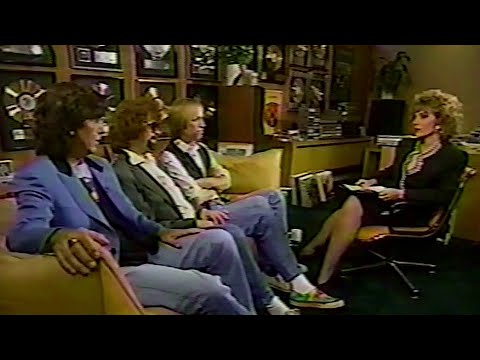 The Traveling Wilburys on making Vol 3 without Roy Orbison (1990)
