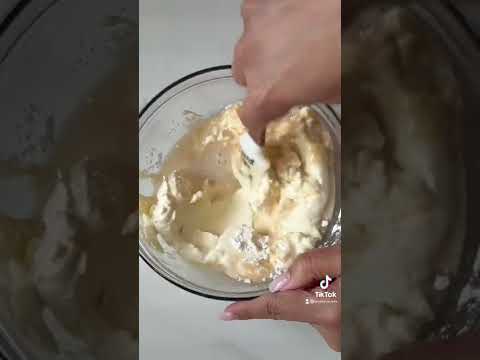 The best cream cheese filling ever! #creamcheese #creamcheesefrosting #recipe