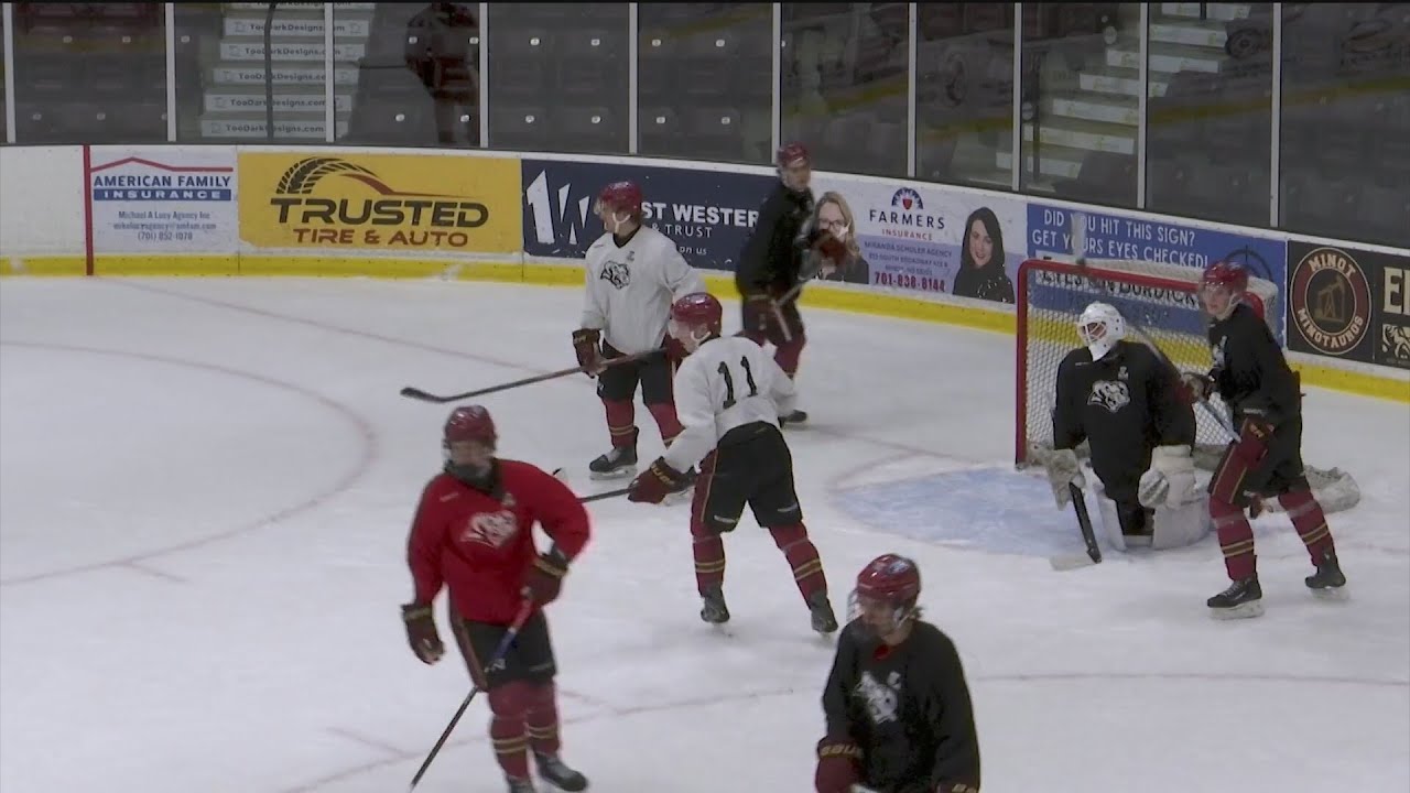 Hockey: A mid-season check-in with the Minot Minotauros
