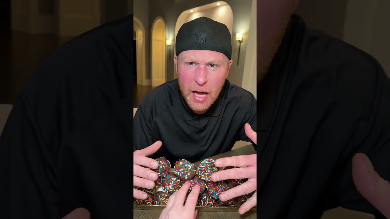 SIBLINGS Don't Like SHARING 😮 #shorts