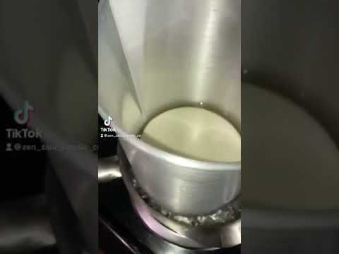Double Boiling Method To Melt Your Wax