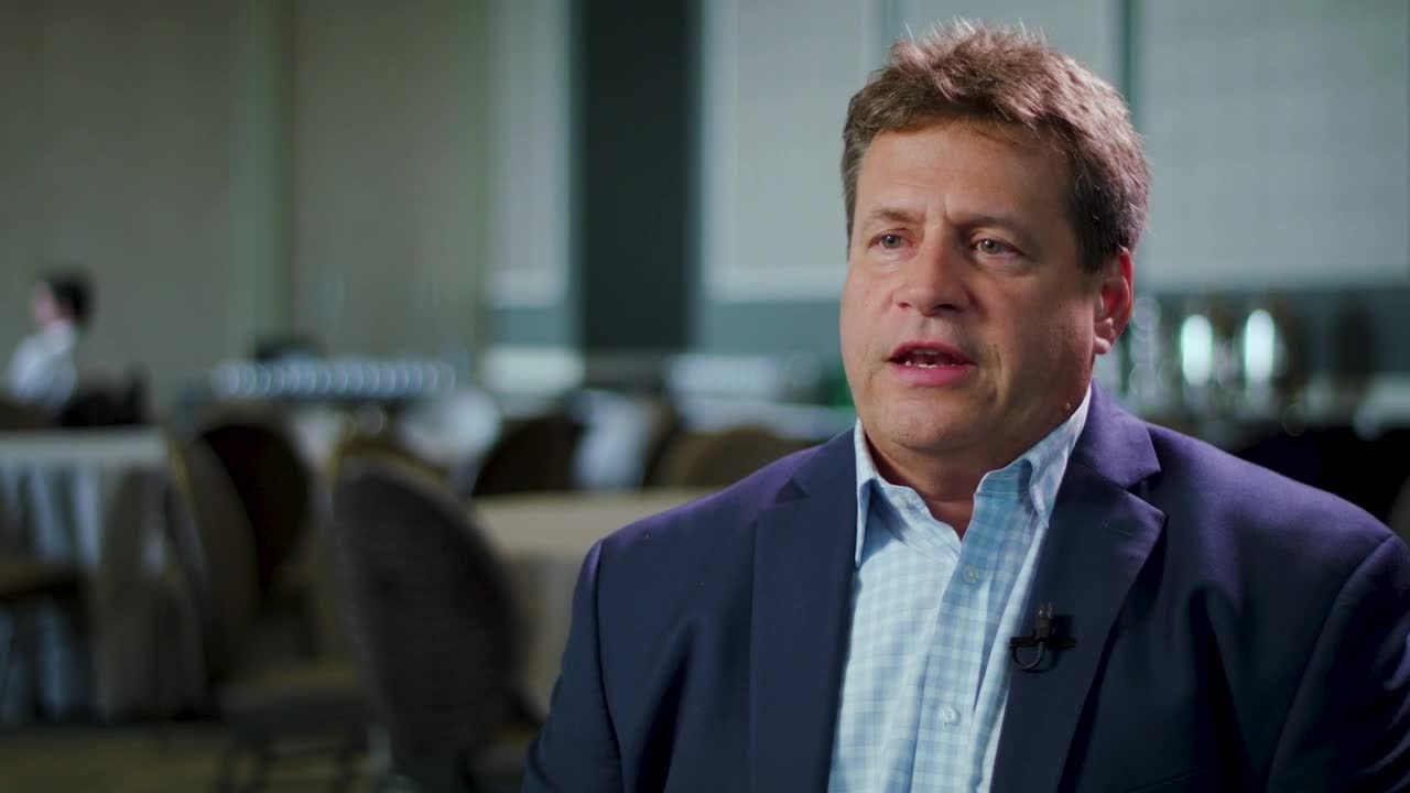 What are some of the AI trends in banking?