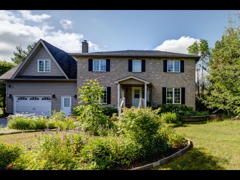 32 Suggitt Dr