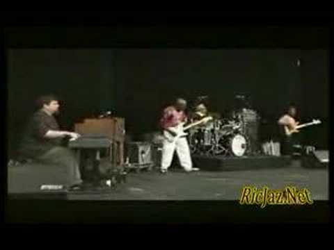 Ric Jaz Performs W/ Buddy Guy & the Damn Right Band - Japan