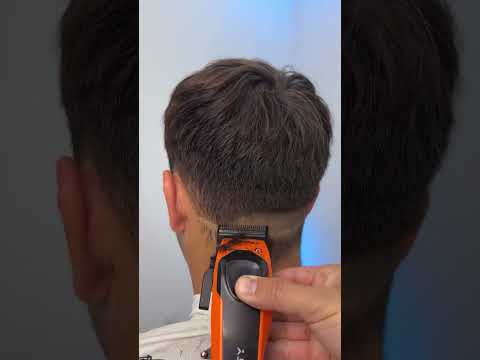 ASMR Located in San Diego and looking for a top tier experience. #barber #thebarbersarms