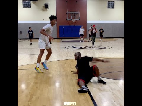 Mikey Wiliiams & Keenan Allen Breaking Ankles At 24 Hour Fitness