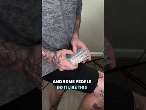 How to shuffle tarot cards #story #shorts