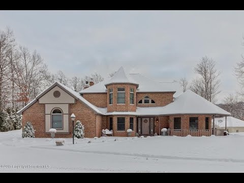 *SOLD* 1715 DaVinci Lane, Clarks Summit PA 18411 | Lewith & Freeman Real Estate