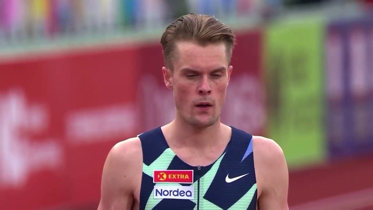Filip Ingebrigsten Breaks Norwegian 1,000m Record | Impossible Games 2020