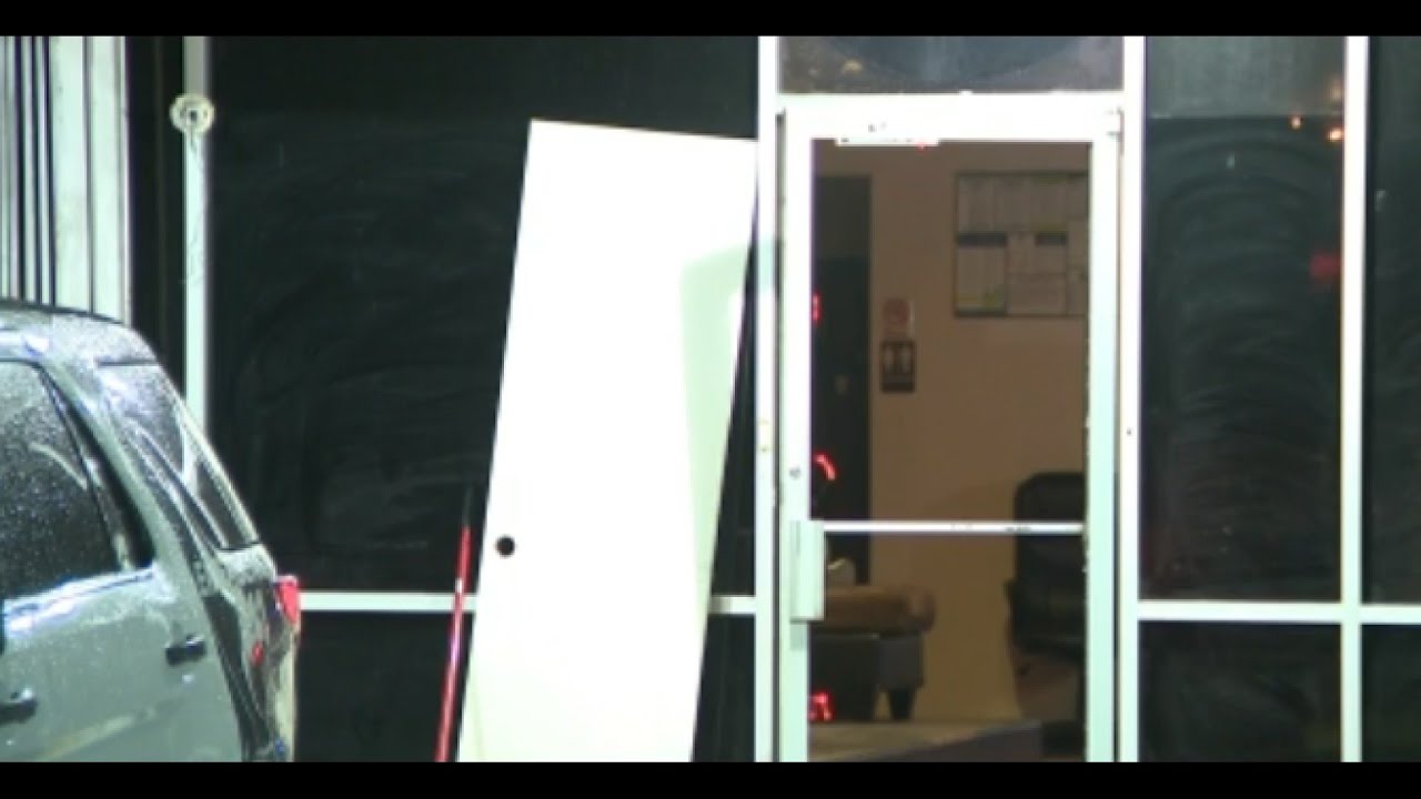 Teens arrested after robbery, chase in southwest Houston, police say