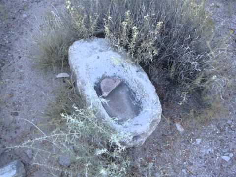Metate and mono examples of the Four Corners region