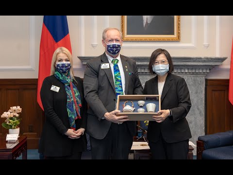 President Tsai meets delegation led by Lions Clubs International ...