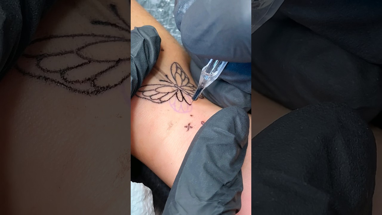 3Rl com máquina de bobina ! Fine line borboleta tatuagem delicada #ajnafrontattoo