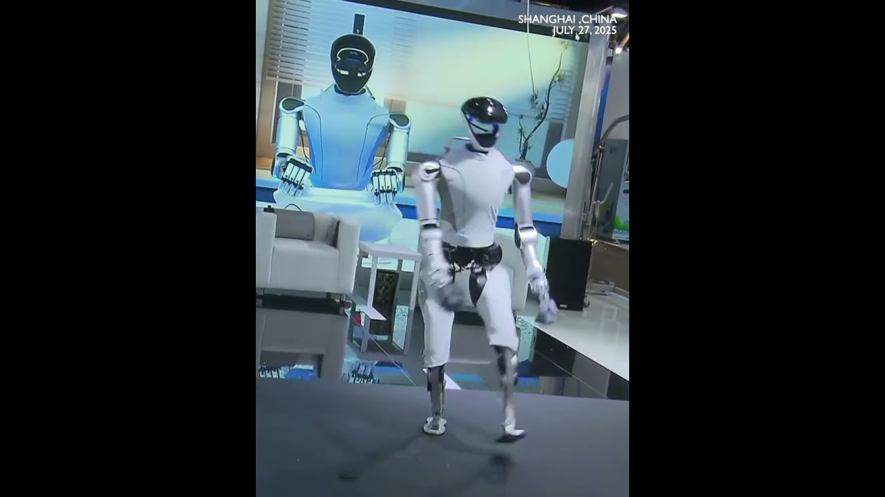 WATCH the dancing robot at 2025 World Artificial Intelligence Conference (WAIC)