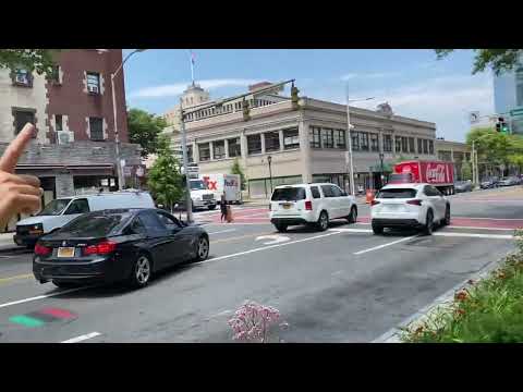 #whiteplains traffic officer politely explains “No Standing” sign. #nyc #firstamendment #audit