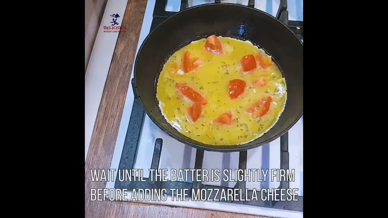 Caprese Omelette  Keto Breakfast #ketorecipes #ketodiet