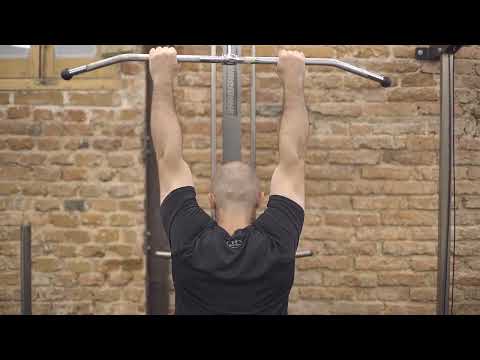 Pronated Grip Lat Pulldown