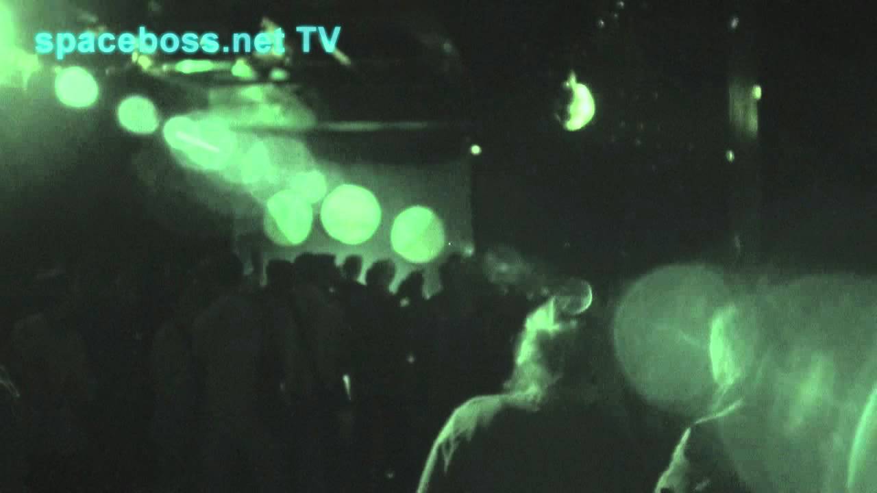 willFling @ Kabinet Múz 21-09-2012