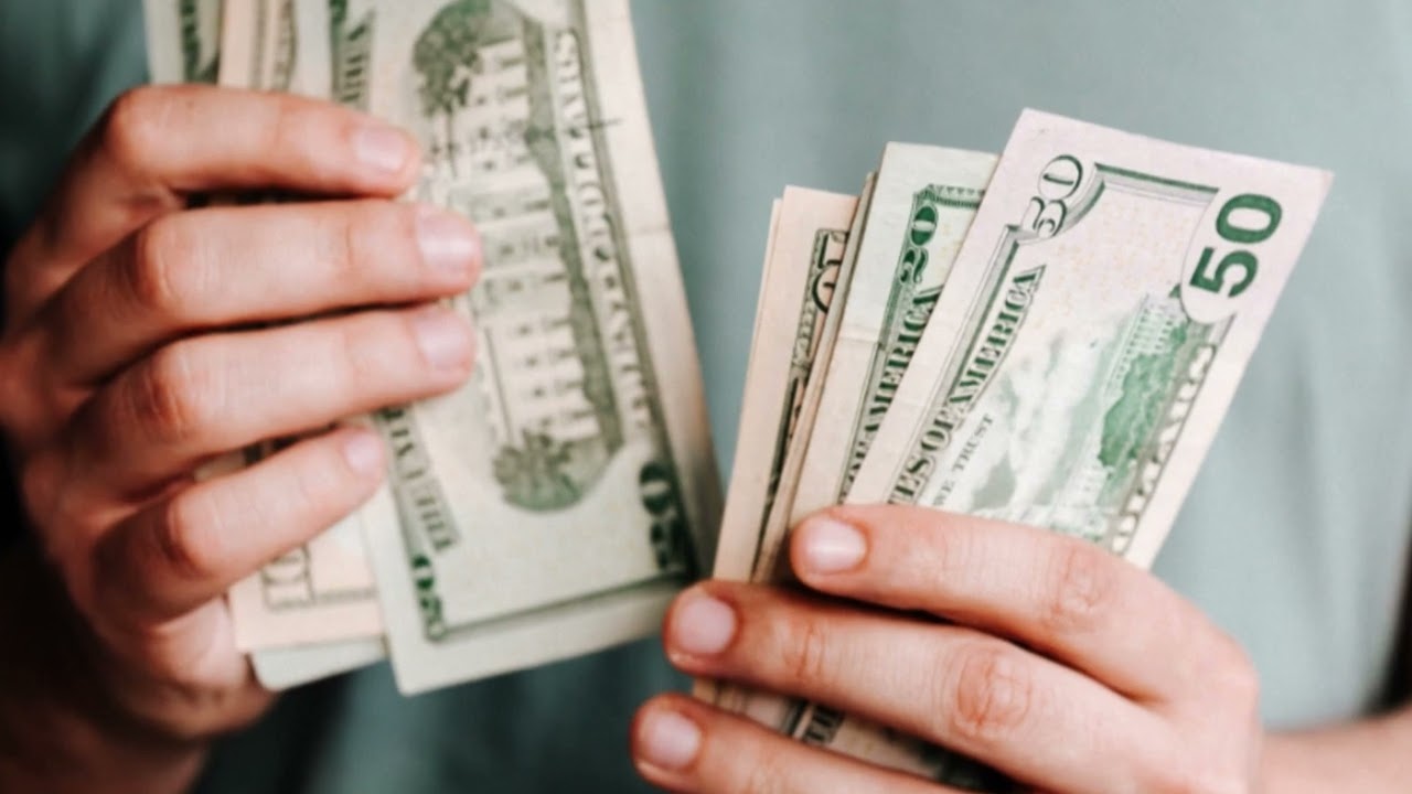 The importance of AI in sales forecasting and sentiment analysis for businesses