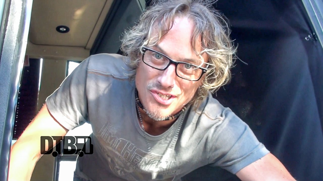 Fuel / Brett Scallions - BUS INVADERS Ep. 843
