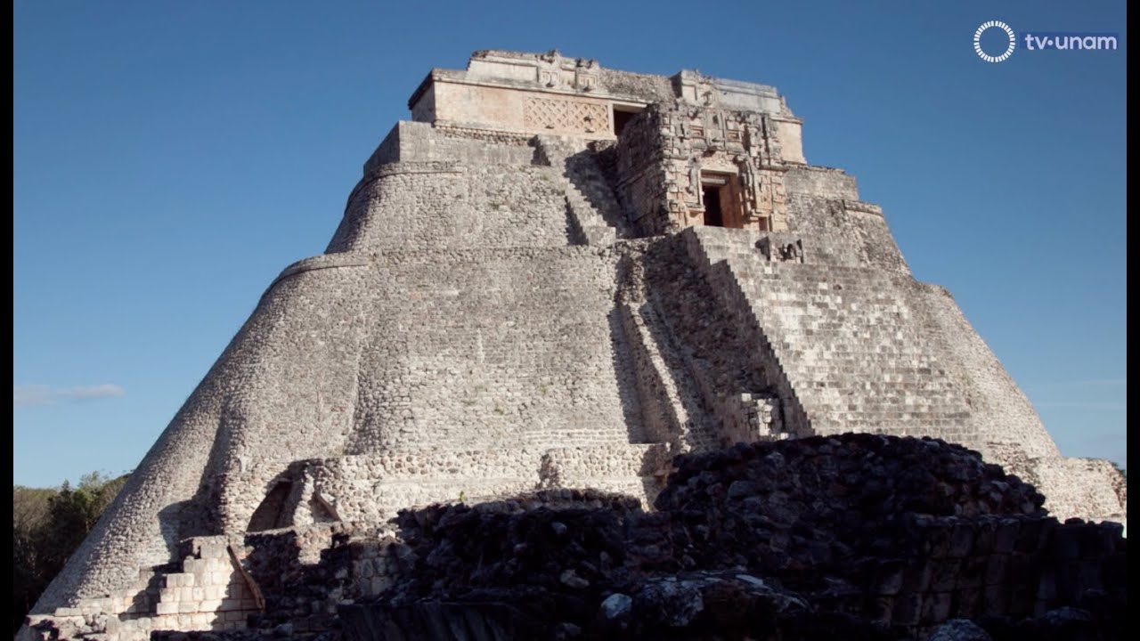 Arqueología Mexicana.  Aguada Fénix