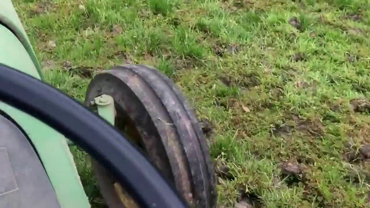 John Deere 2155 Startup and Mow