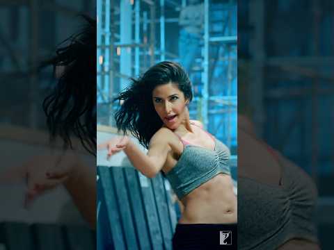 Dancing her way into our hearts | #Kamli | #Dhoom3 | #KatrinaKaif | #AamirKhan