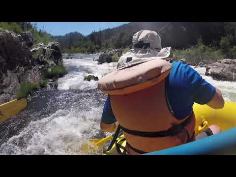 White Water Rafting: Klamath River (Dragon's Tooth)