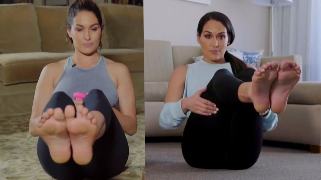 Bella Twins / Garcia Twins @ Bella Body Challenge | Feet & Soles