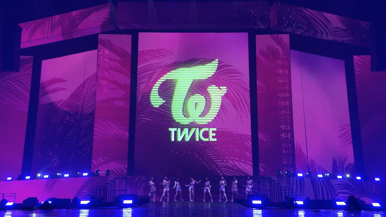 [4K60] ALCHOHOL FREE TWICE 4TH WORLD TOUR III (Bluray)